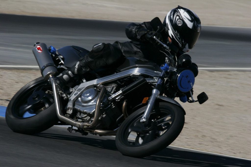 Honda Hawk GT Review - Pros, Cons, Specs & Ratings