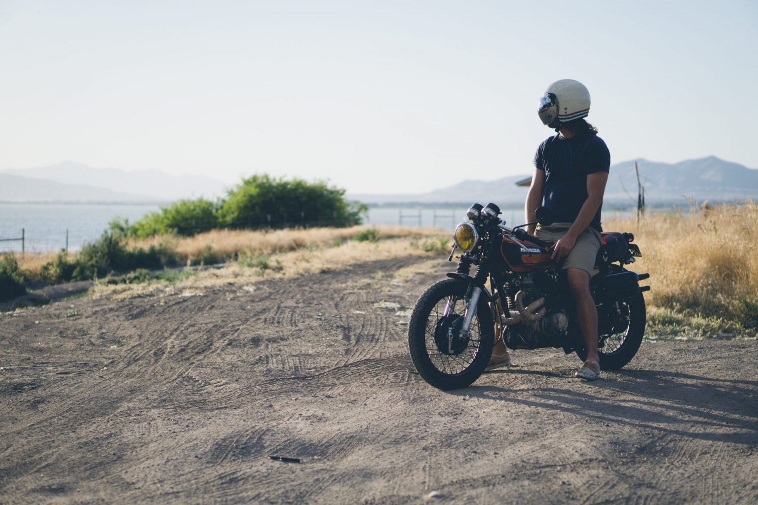 Beginner Motorcycle Guide - 3 Steps to Learning To Ride a Motorcycle